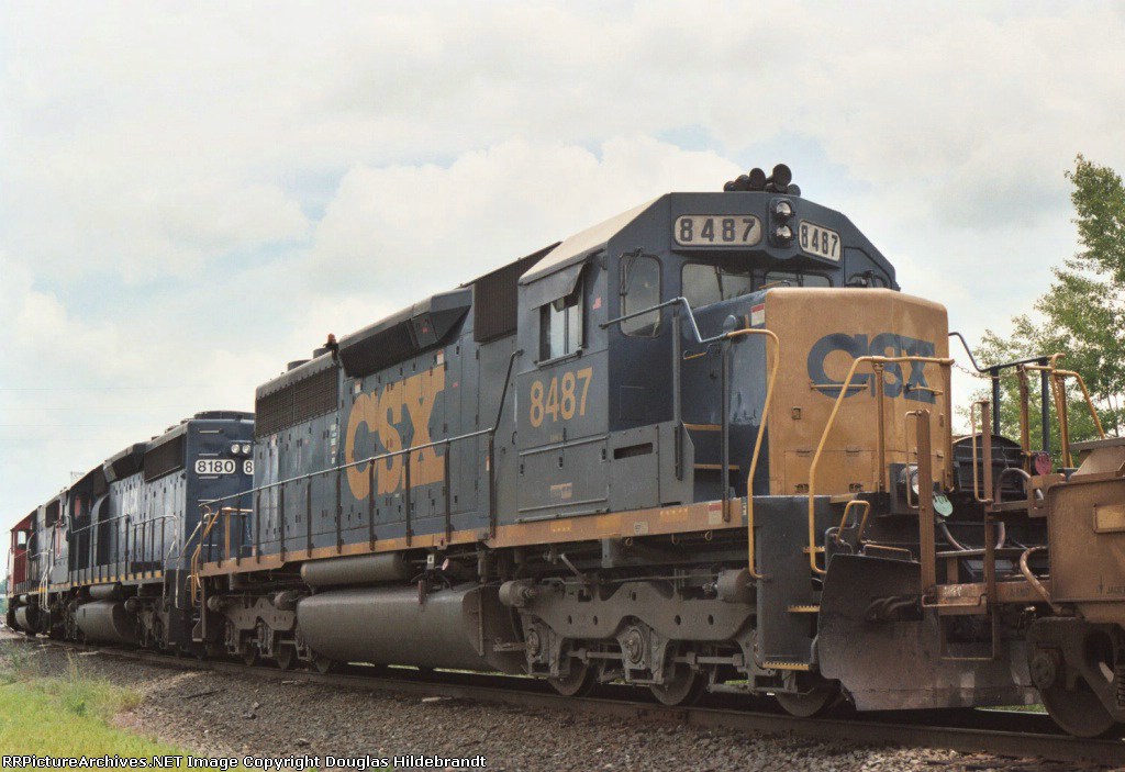 CSXT 8487